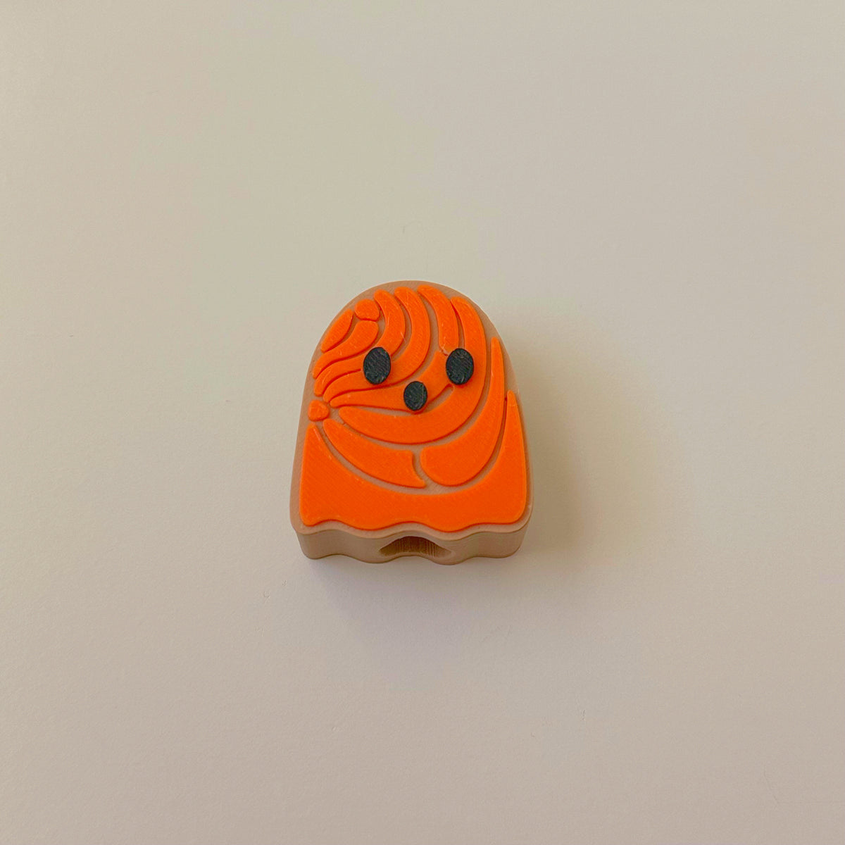 Orange Concha Ghost – CraftingByMayra